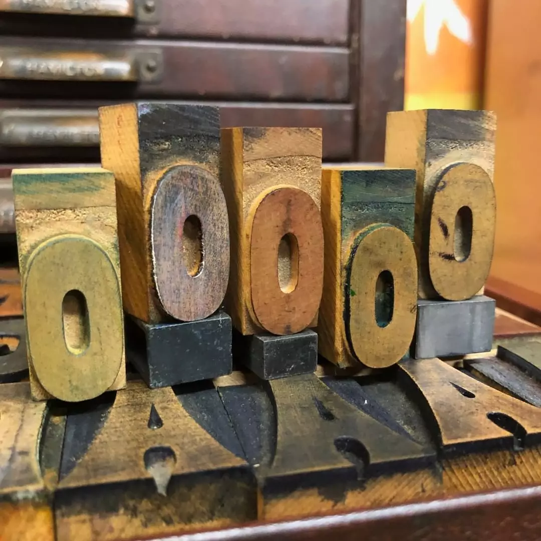 Vepamusoro Wood Type Artists Kutevedzera Pa Instagram 1424_3