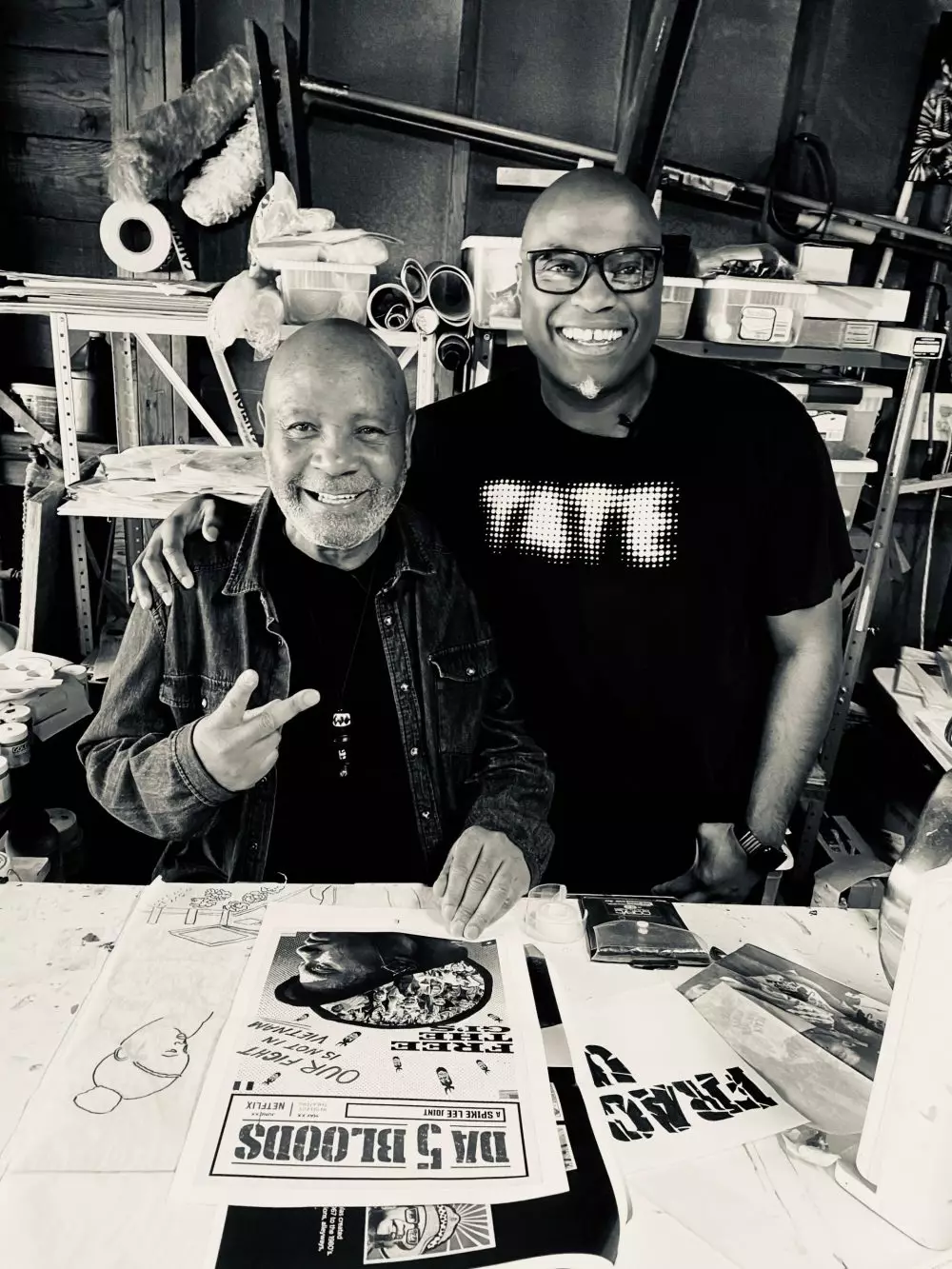 Gihisgutan ni Kenny Gravillis ang Iyang Kolaborasyon sa Spike Lee ug Emory Douglas alang sa Da Lima nga Dugo 155998_1