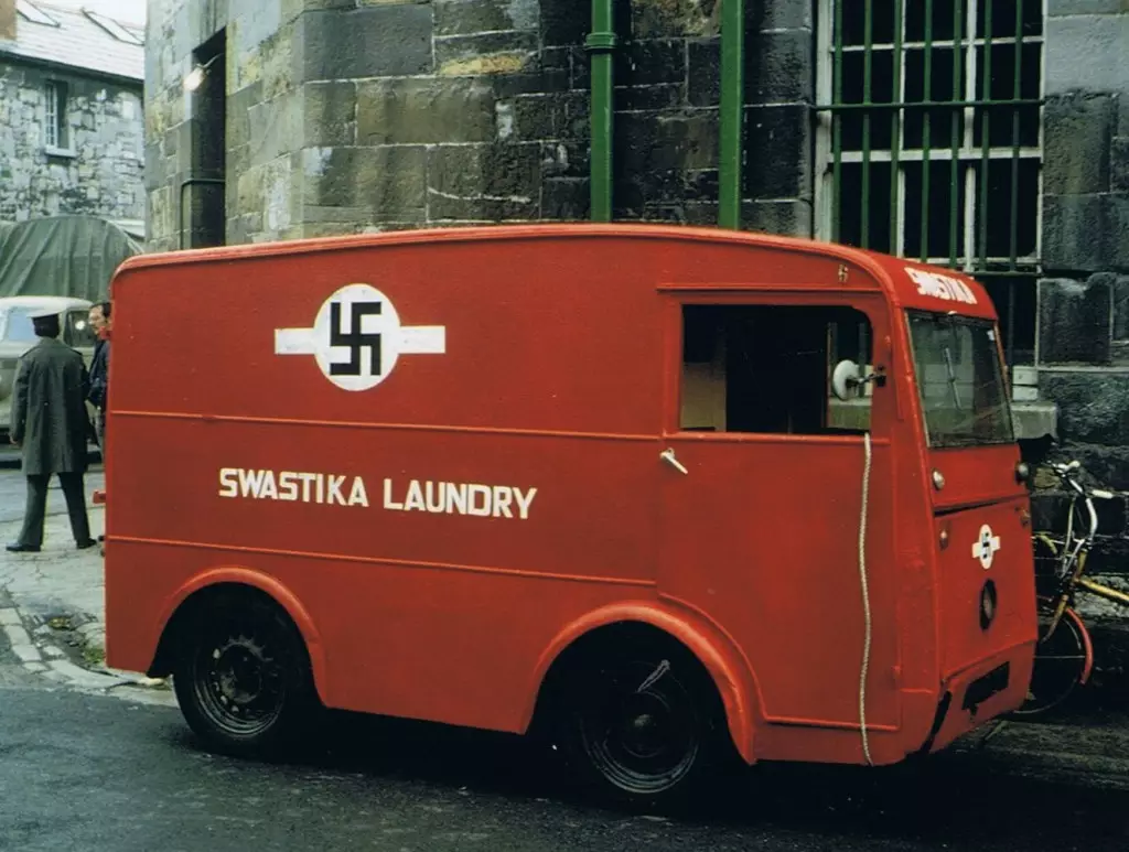 Swastika tagamea