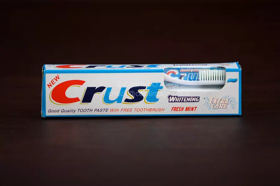 Tripoli, Libya - Huwad nga Toothpaste.