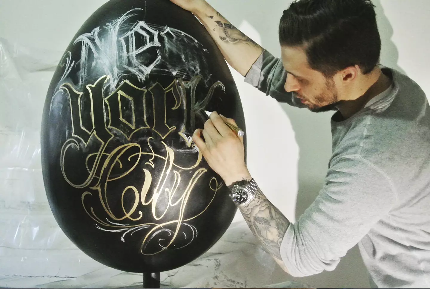 Telur #185 oleh Nick Matic dalam proses