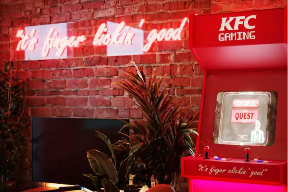 KFC prezentuje dobry pop-up hotel z lizaniem palca 2357_3