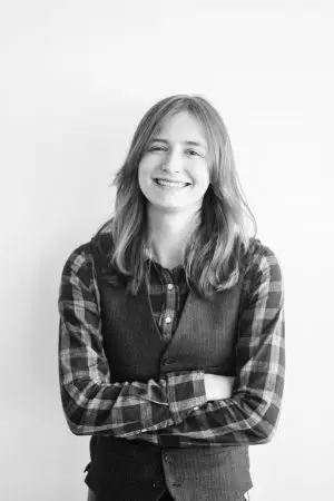 Le dernier designer de la semaine de PRINT, Bethany Heck, basée à Seattle, responsable de la création de l'équipe Microsoft Power BI a