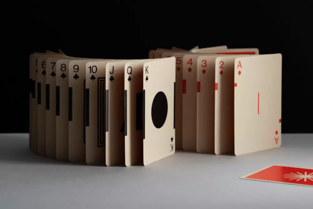 Werten Sie Ihre Pokernacht mit diesem Kartenspiel der Designlegenden im Eames Office und Art of Play auf 2893_9