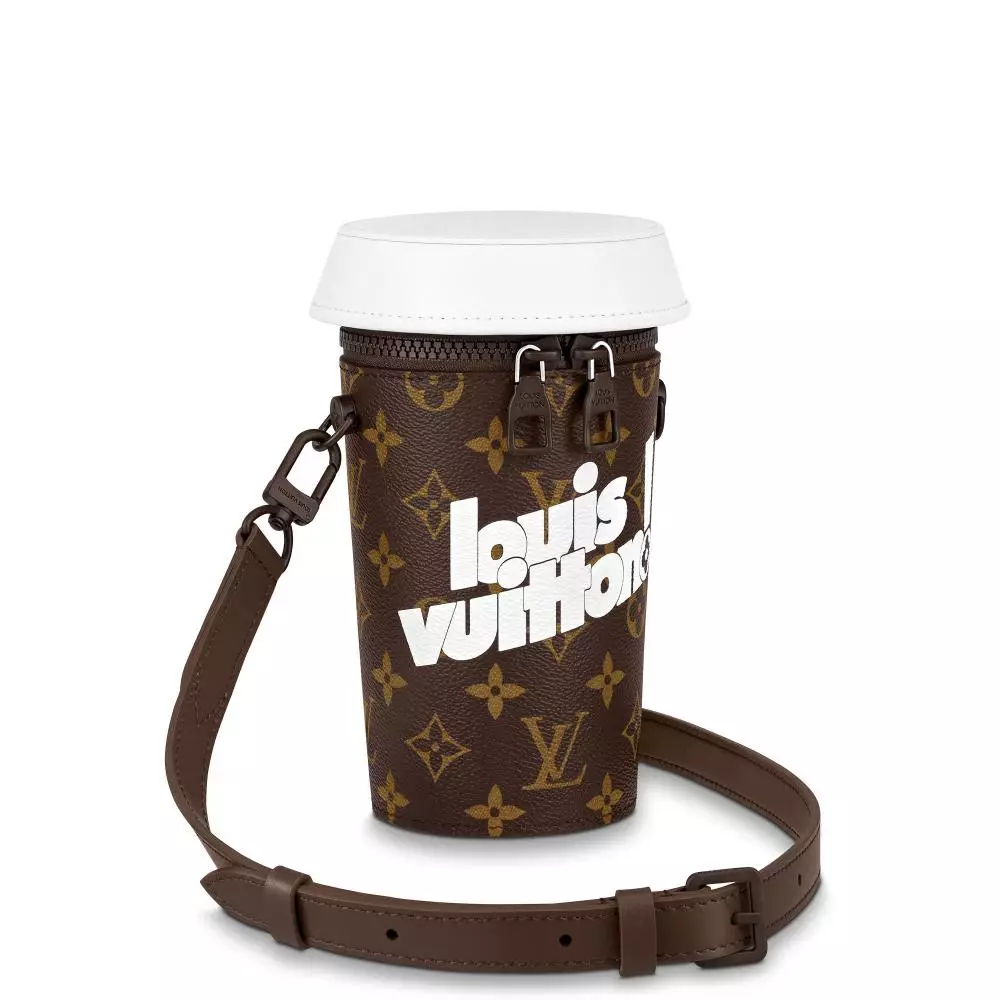 Ne me parlez pas tant que je n'ai pas eu ma pochette de tasse à café Louis Vuitton 30650_2