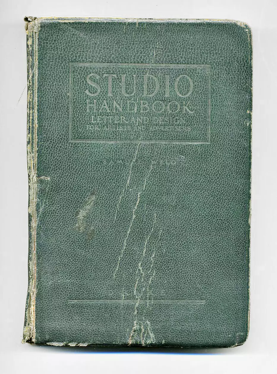 Studio book 000