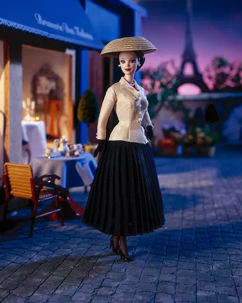 1997 dior-_pour-les-50-ans-du-tailleur-bar-1947_