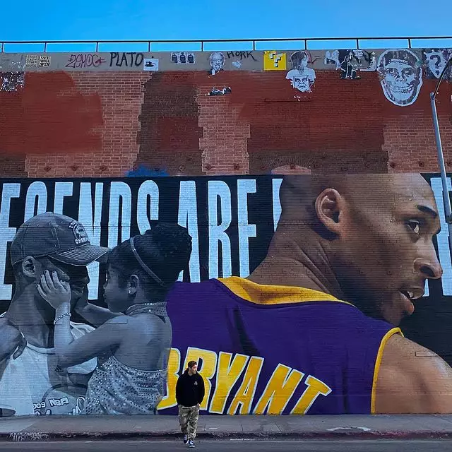 Baadhi ya Murals Bora za Ukumbusho za Kobe Bryant 442_12