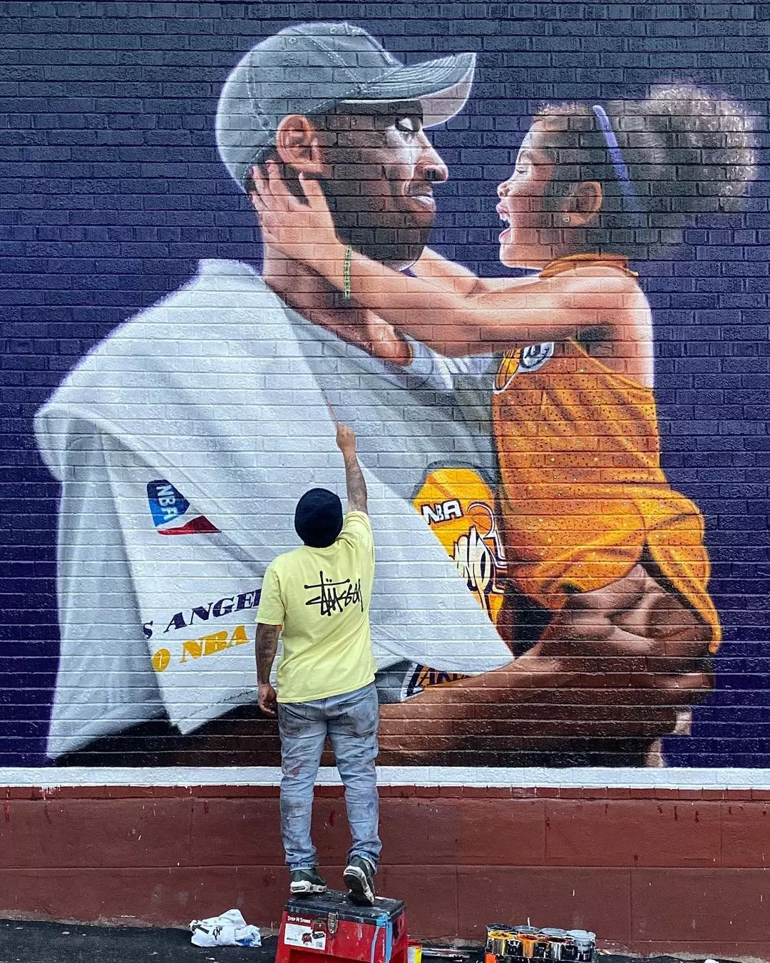 Certaines des meilleures peintures murales commémoratives de Kobe Bryant 442_9