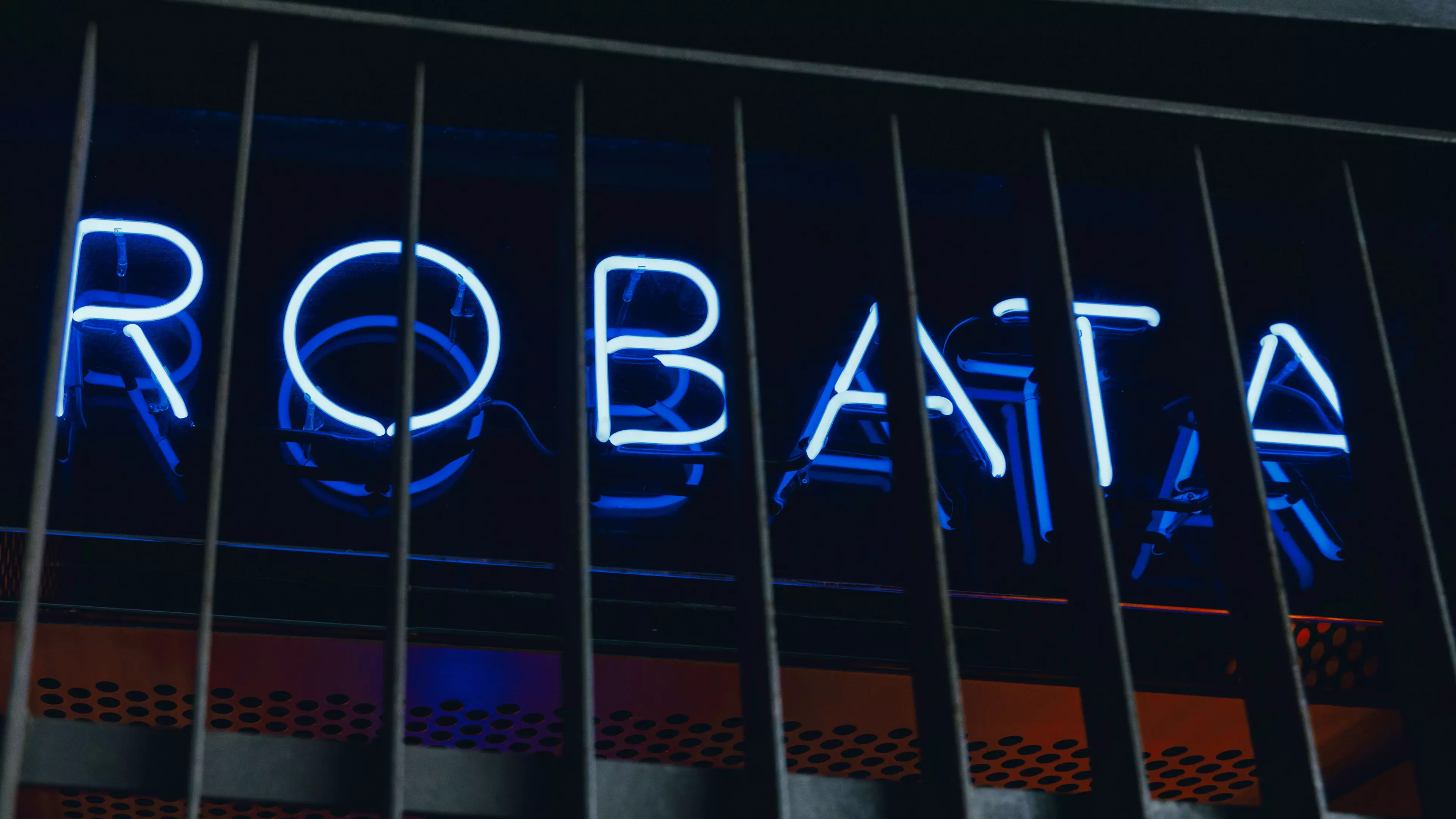 Robatas branding-identitet af Mucho elsker Tokyos neonskilte 48139_10