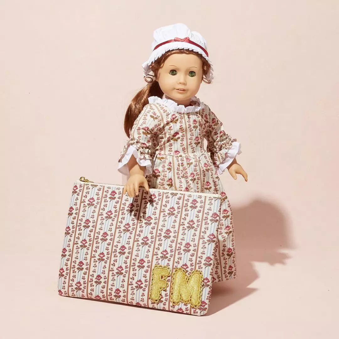 American Girl lancia una collaborazione nostalgica con Stoney Clover Lane 49586_6