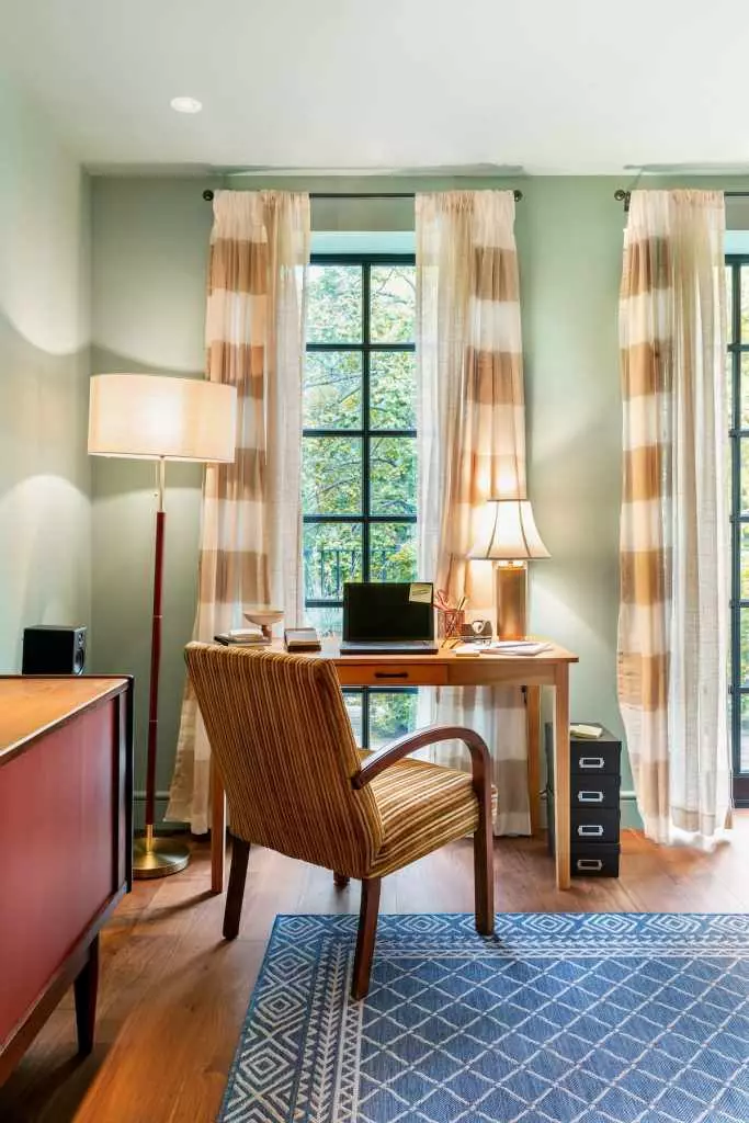 Airbnb Rekomencas la Karan Upper East Side Brownstone de Carrie Bradshaw 52706_7