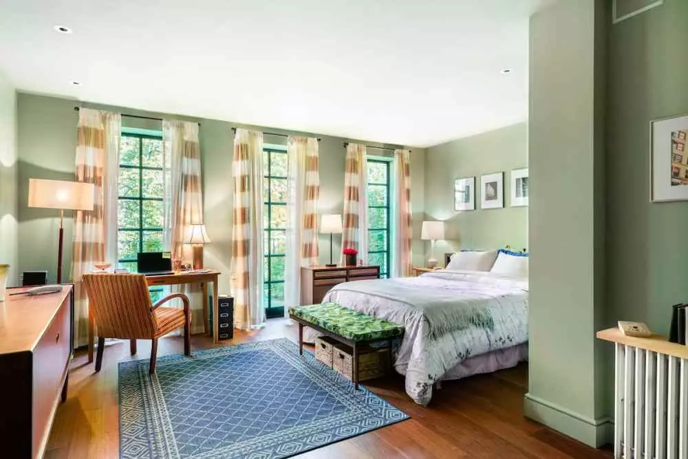 Airbnb Rekomencas la Karan Upper East Side Brownstone de Carrie Bradshaw 52706_9