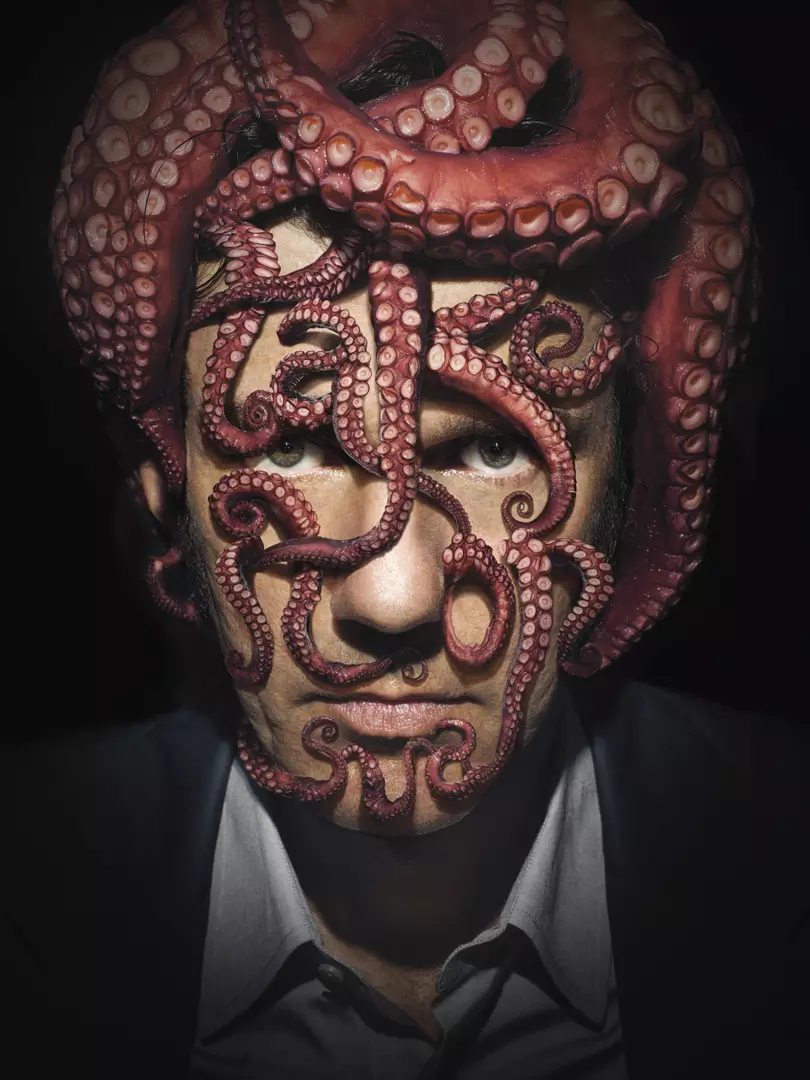 Ata Stefan Sagmeister mo le fa'asologa o ata i lalo ole A'oga o Ata Tufugaga i le 2013