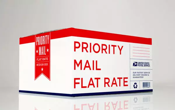 Přepracování přepravního boxu Priority Mail od Grand Army