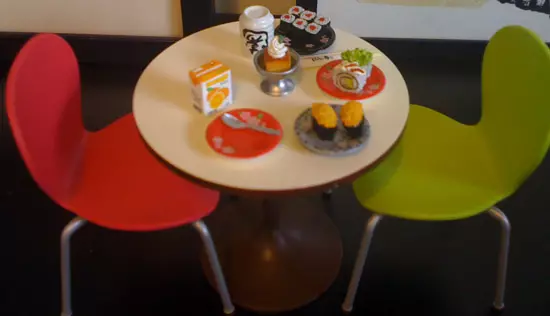 Tägliche Heller Miniatur-Sushi-Kollektion