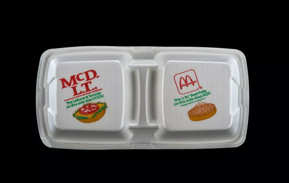 Muovin historia: Onko McDonalds syyllinen kertakäyttömuovisotkusta, jossa olemme? 714_11