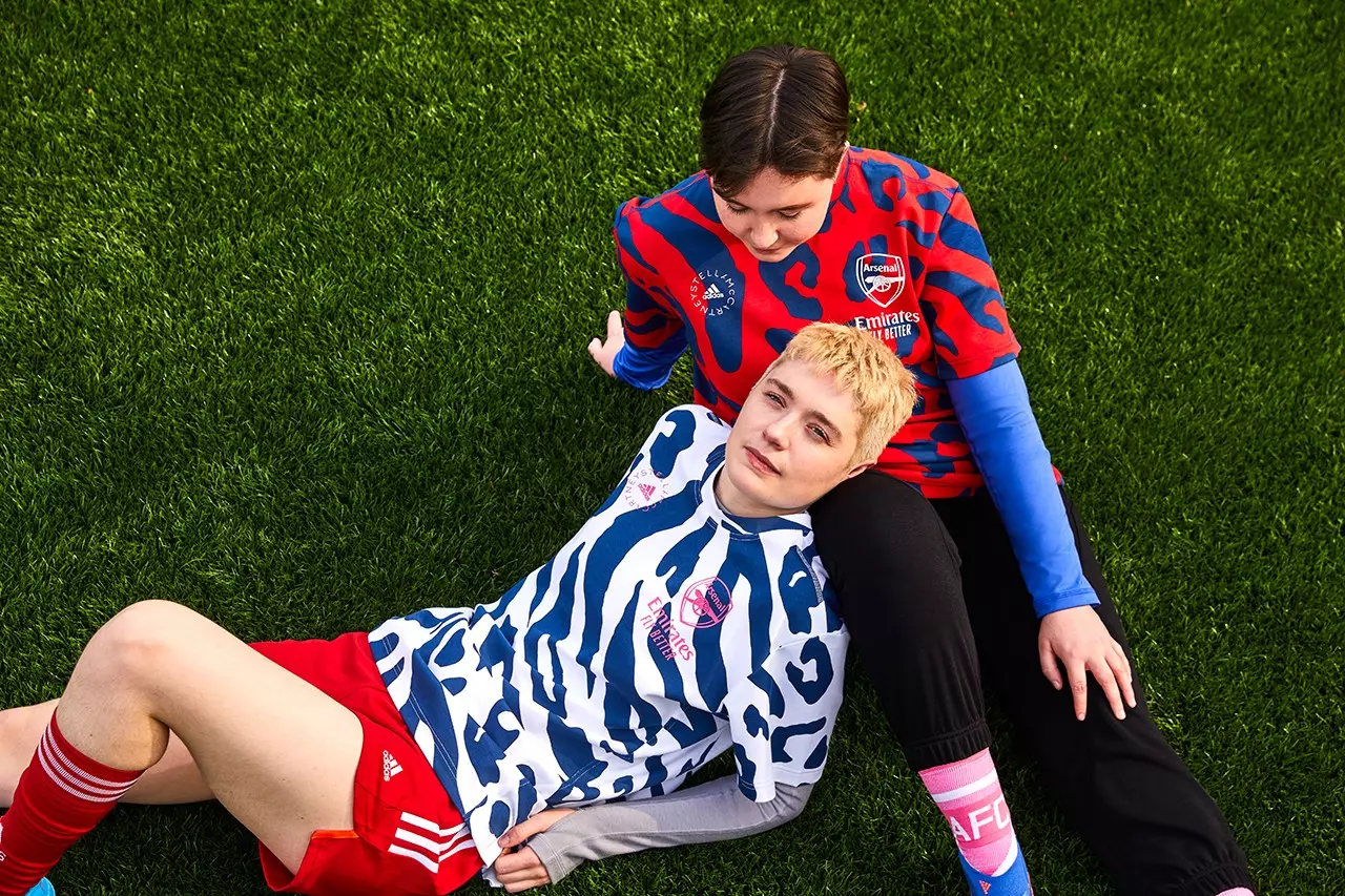 Stella McCartney x Adidas feston atletet femra me veshje sportive neutrale nga gjinia 738_2